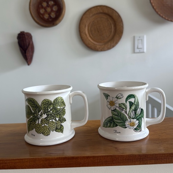 Vintage | Dining | Vintage Botanical Mug Set | Poshmark